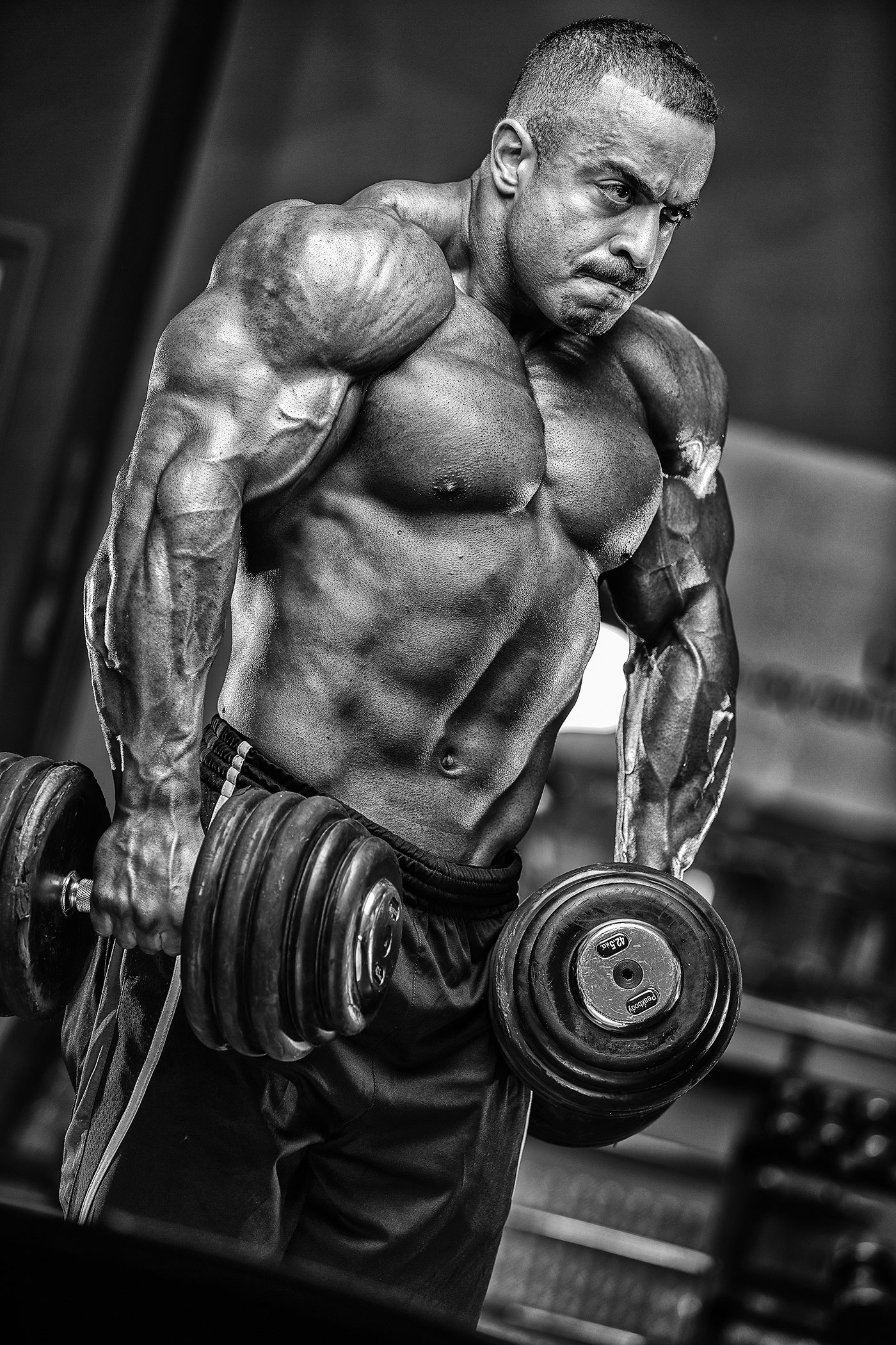 2013 UKBFF British Champion Sasan Heirati